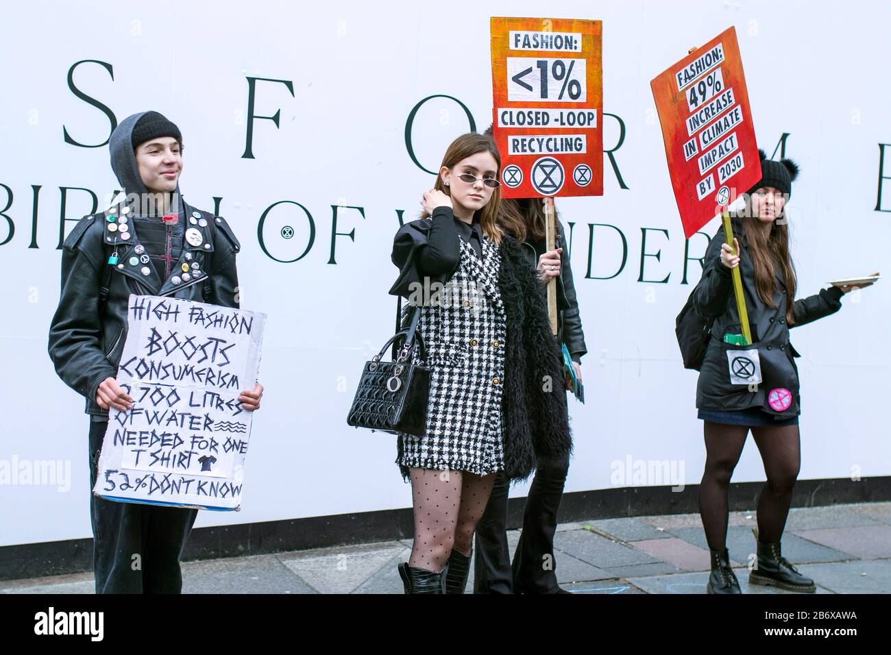 Fast fashion climate hi-res stock photography and images - Alamy