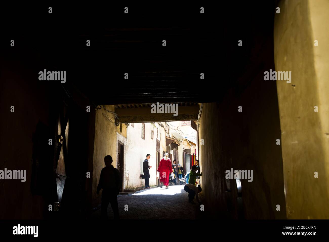 People in the streets of Fes, Morocco Stock Photo - Alamy
