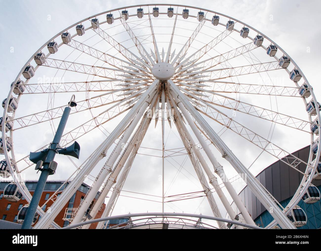 Fairground ferris wheel in Liverpool Stock Photo - Alamy Fairground ferris wheel in Liverpool Stock Photo - Alamy