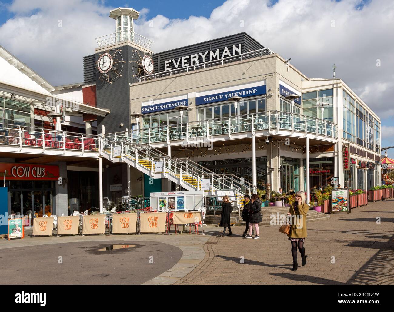 Leisure buildings and restaurants Cardiff Bay redevelopment at Mermaid ...