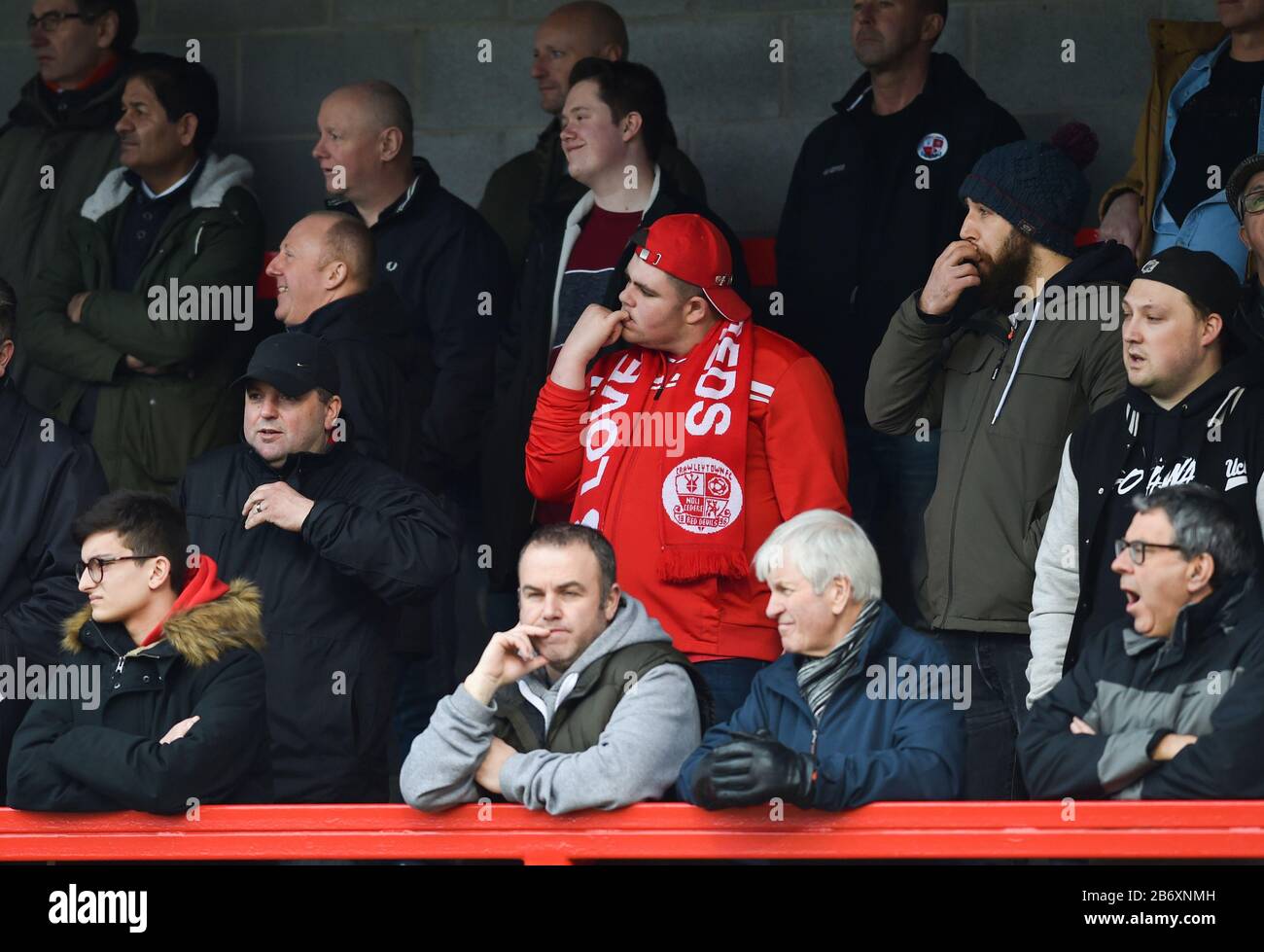 Football fans nail biter hi-res stock photography and images - Alamy