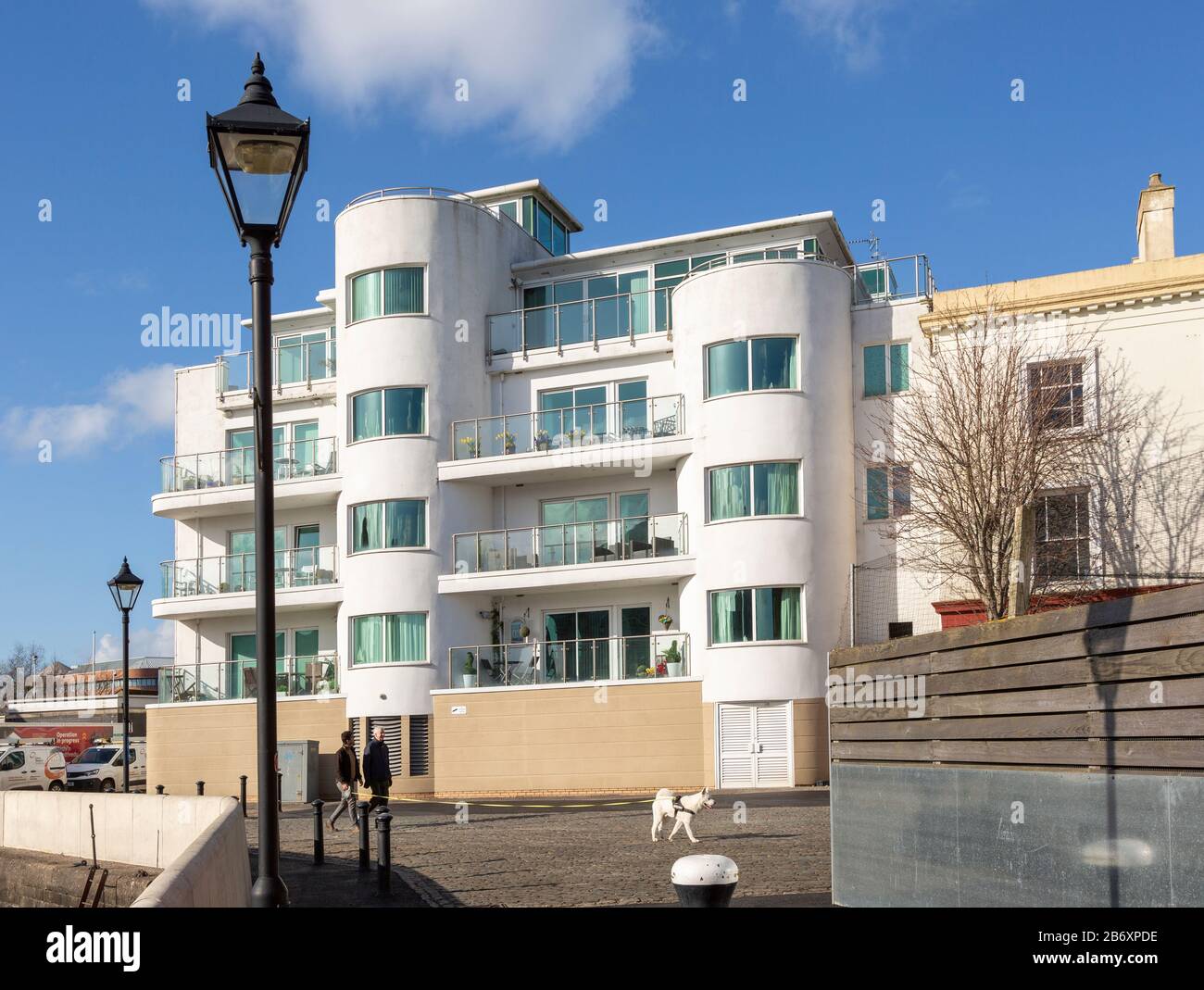 Apartment housing near Mermaid Quay, Cardiff Bay redevelopment, Cardiff ...
