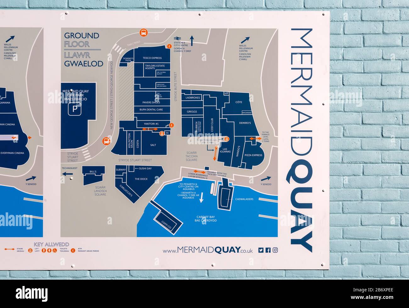 Cardiff bay business hi-res stock photography and images - Alamy