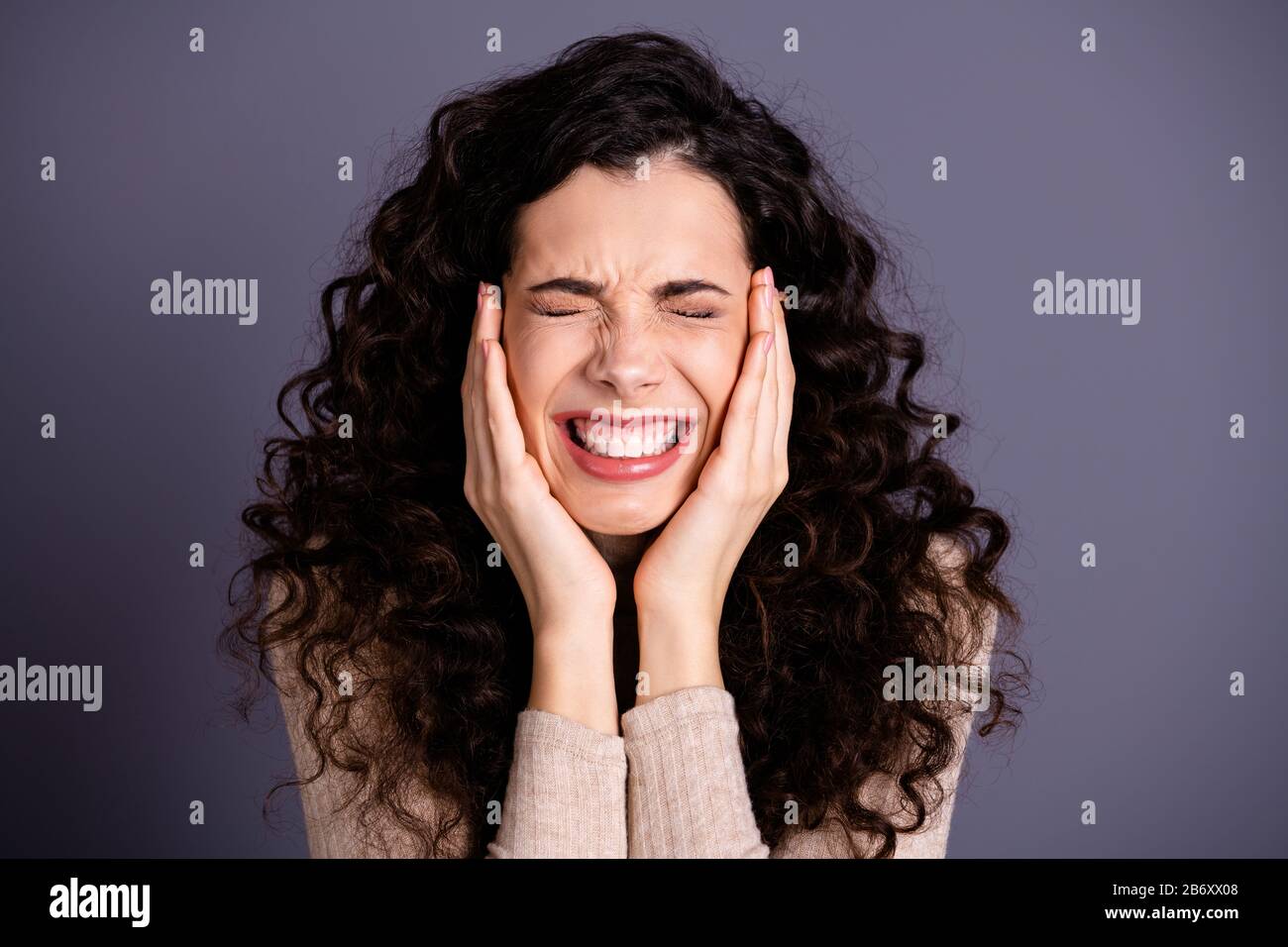 Close-up portrait of her she nice-looking attractive charming cute ...