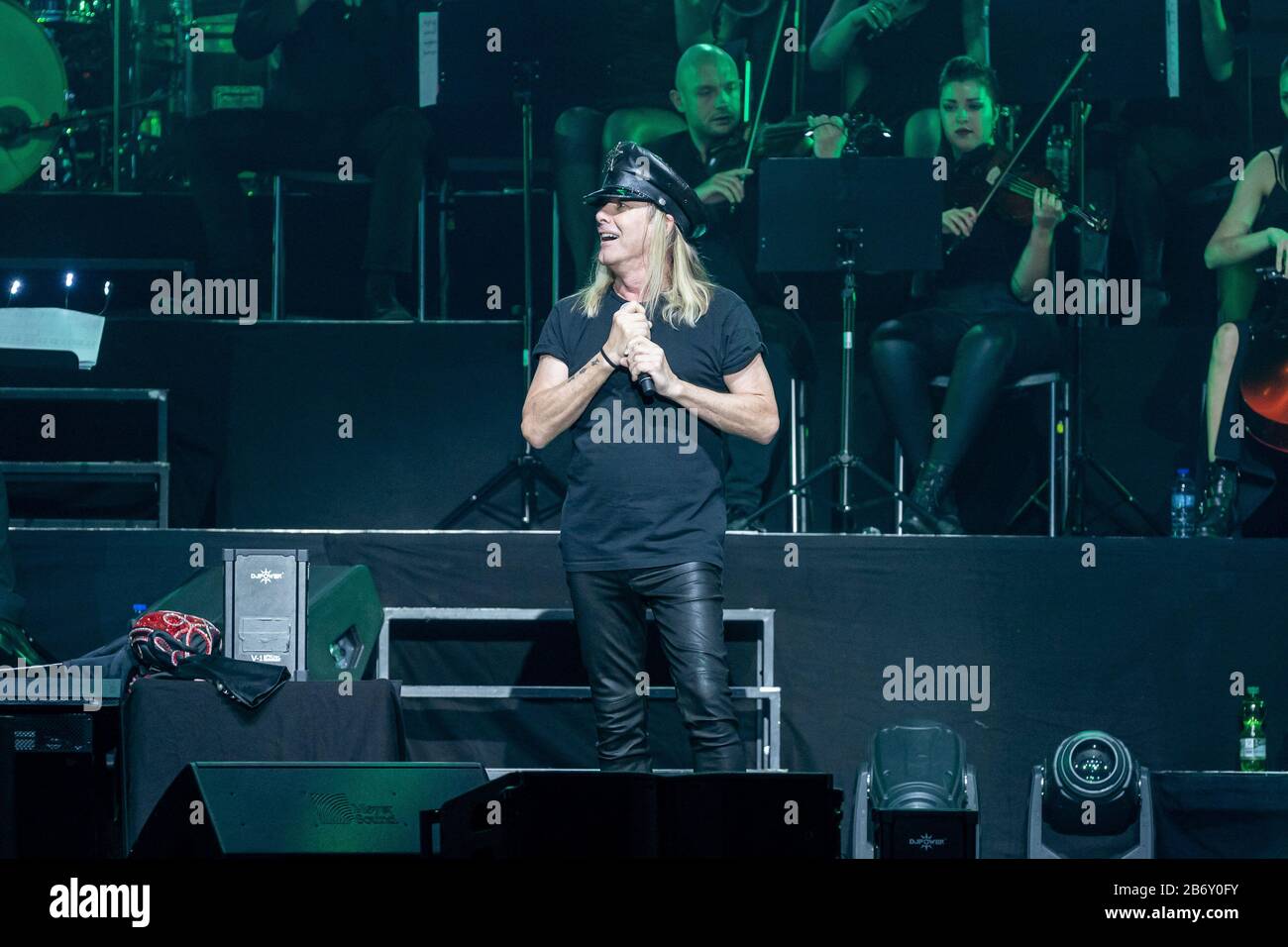 Cheap trick band hi-res stock photography and images - Alamy