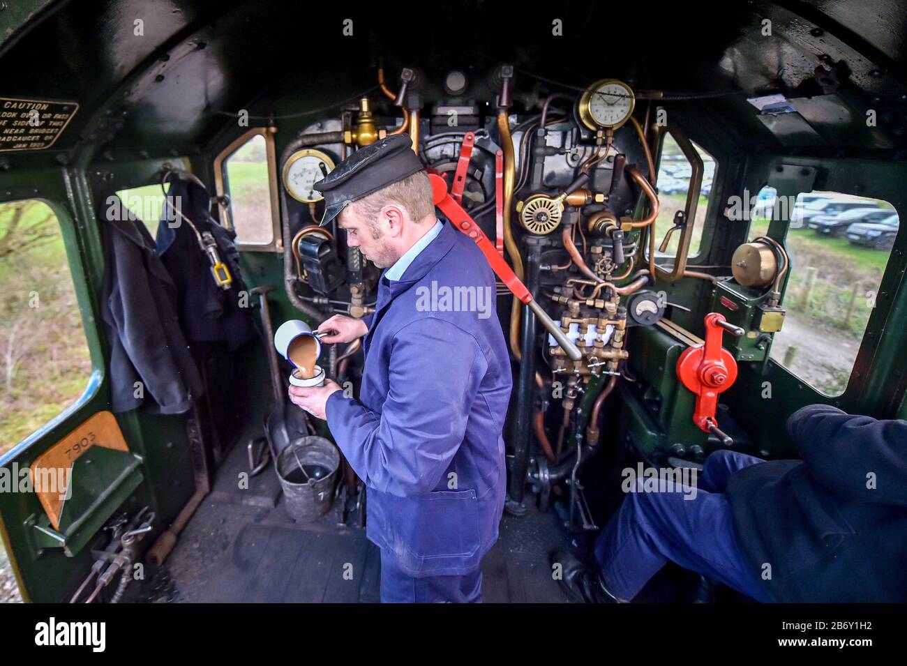 1949 built steam train hi-res stock photography and images - Alamy