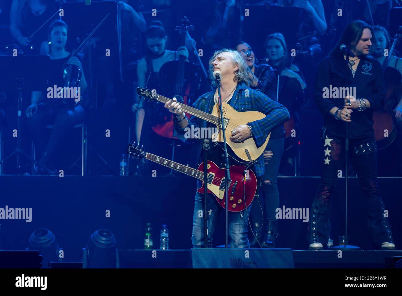 10.03.2020, Luke Morley from the hard rock band Thunder live on stage ...