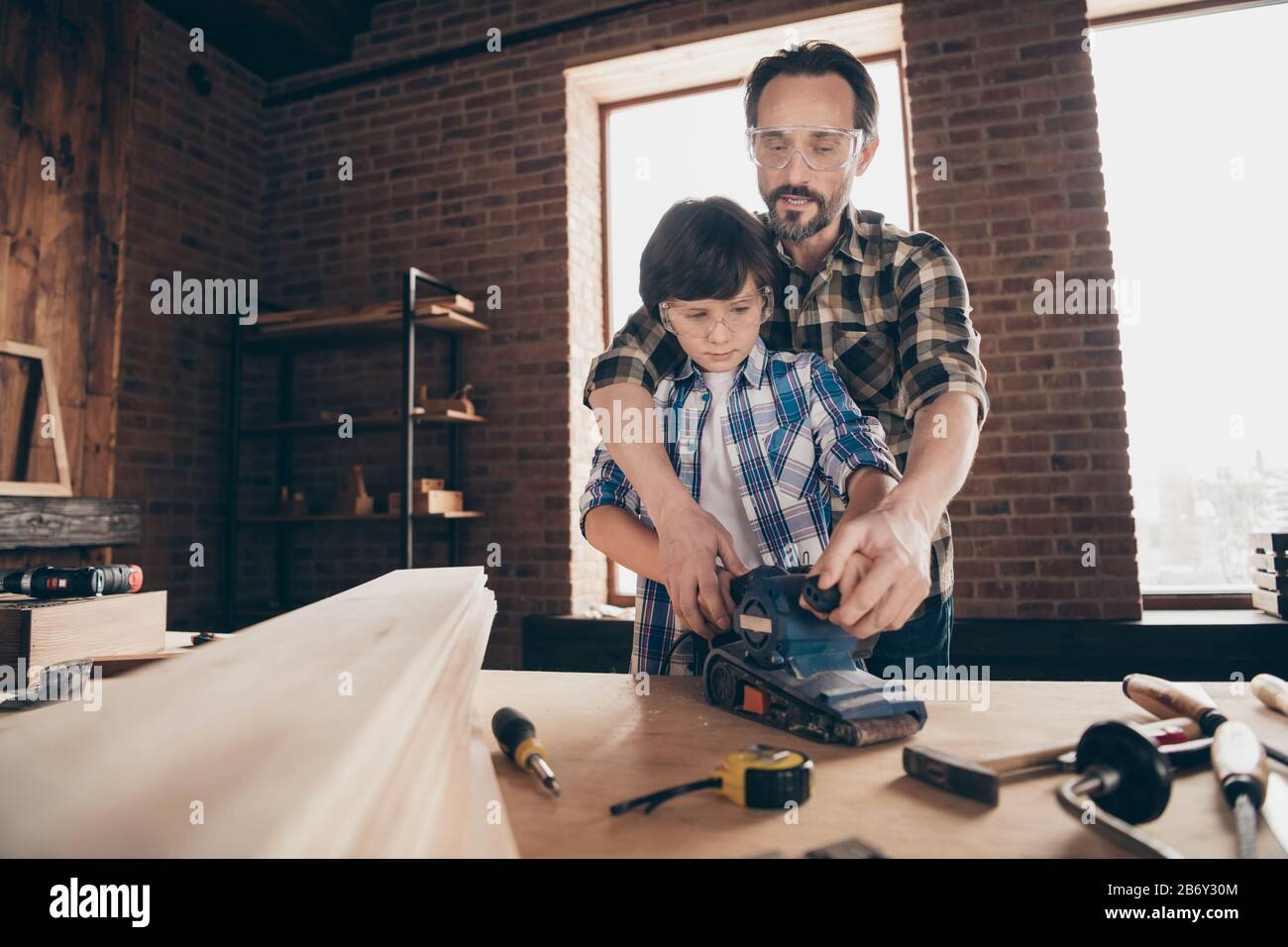 Male teaching assistant hi-res stock photography and images - Alamy