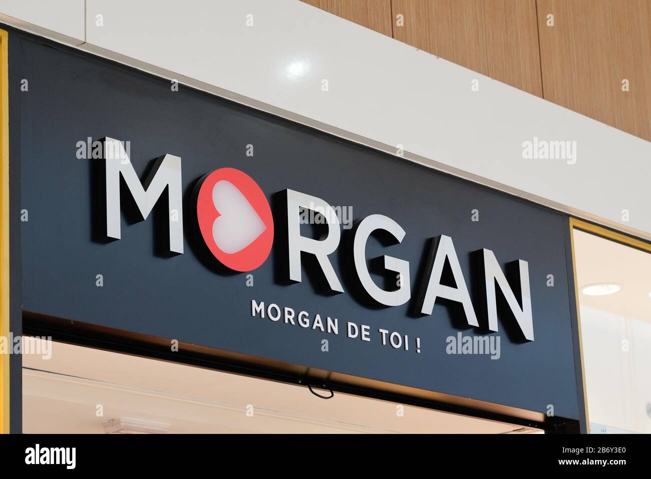 Bordeaux , Aquitaine / France - 01 15 2020 : Morgan shop logo sign ...