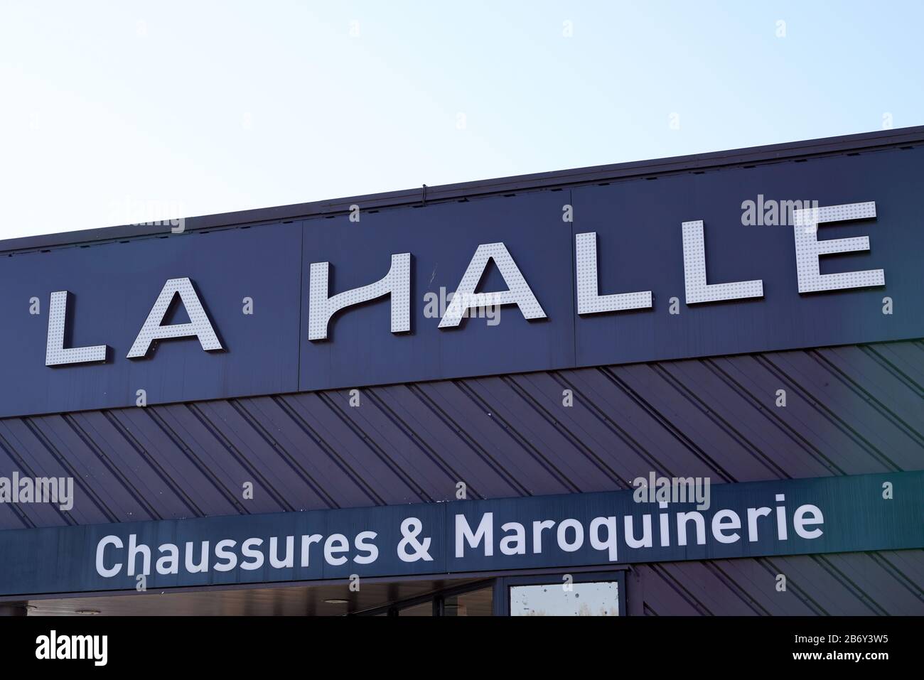 La halle sign hi-res stock photography and images - Alamy