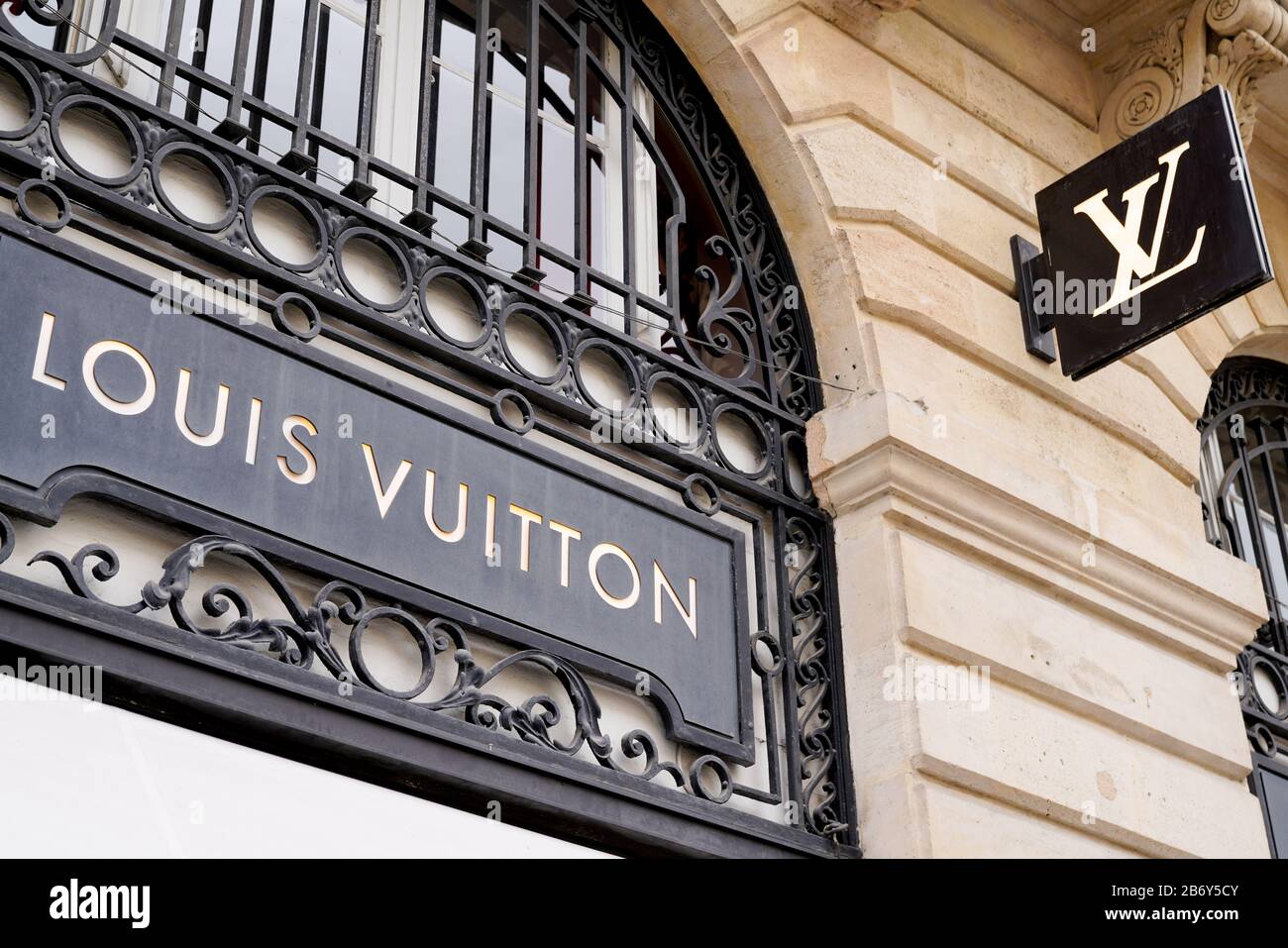 Louis vuitton signs hi-res stock photography and images - Alamy
