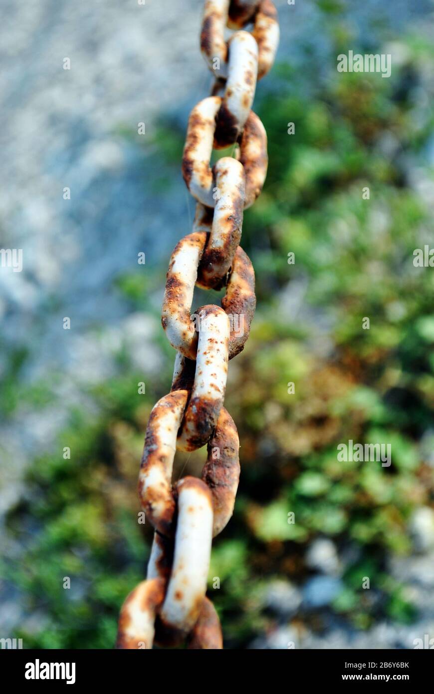 Vintage chain hi-res stock photography and images - Alamy