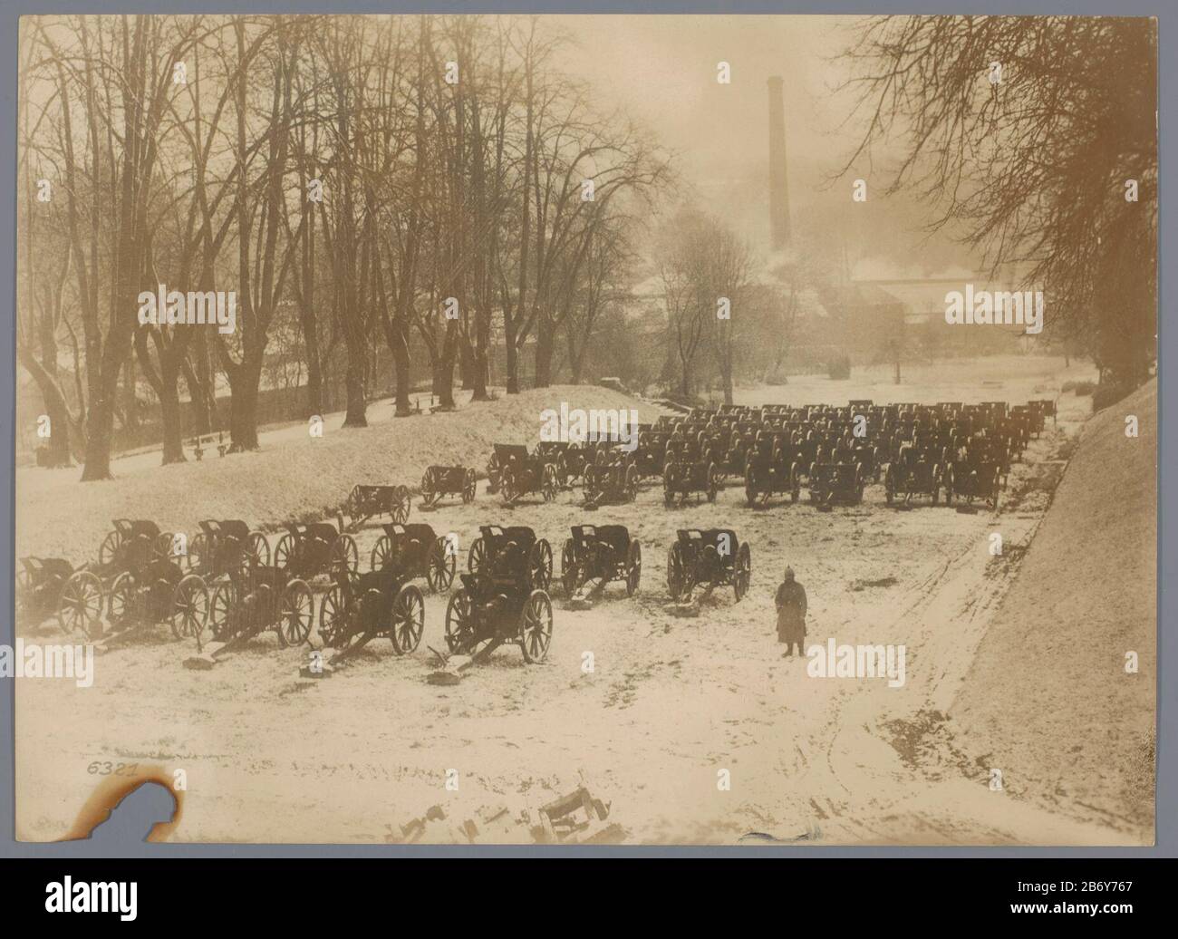 391 mm hi-res stock photography and images - Alamy