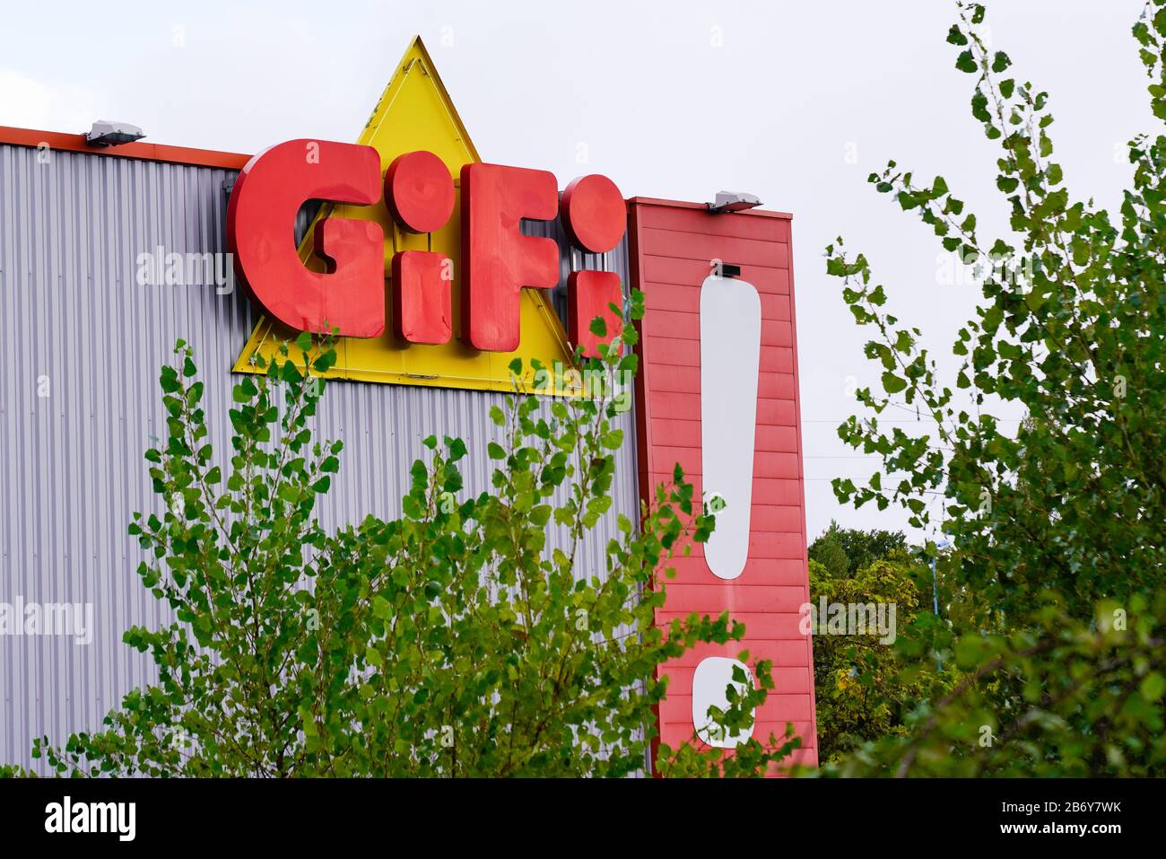 Company low cost hi-res stock photography and images - Alamy