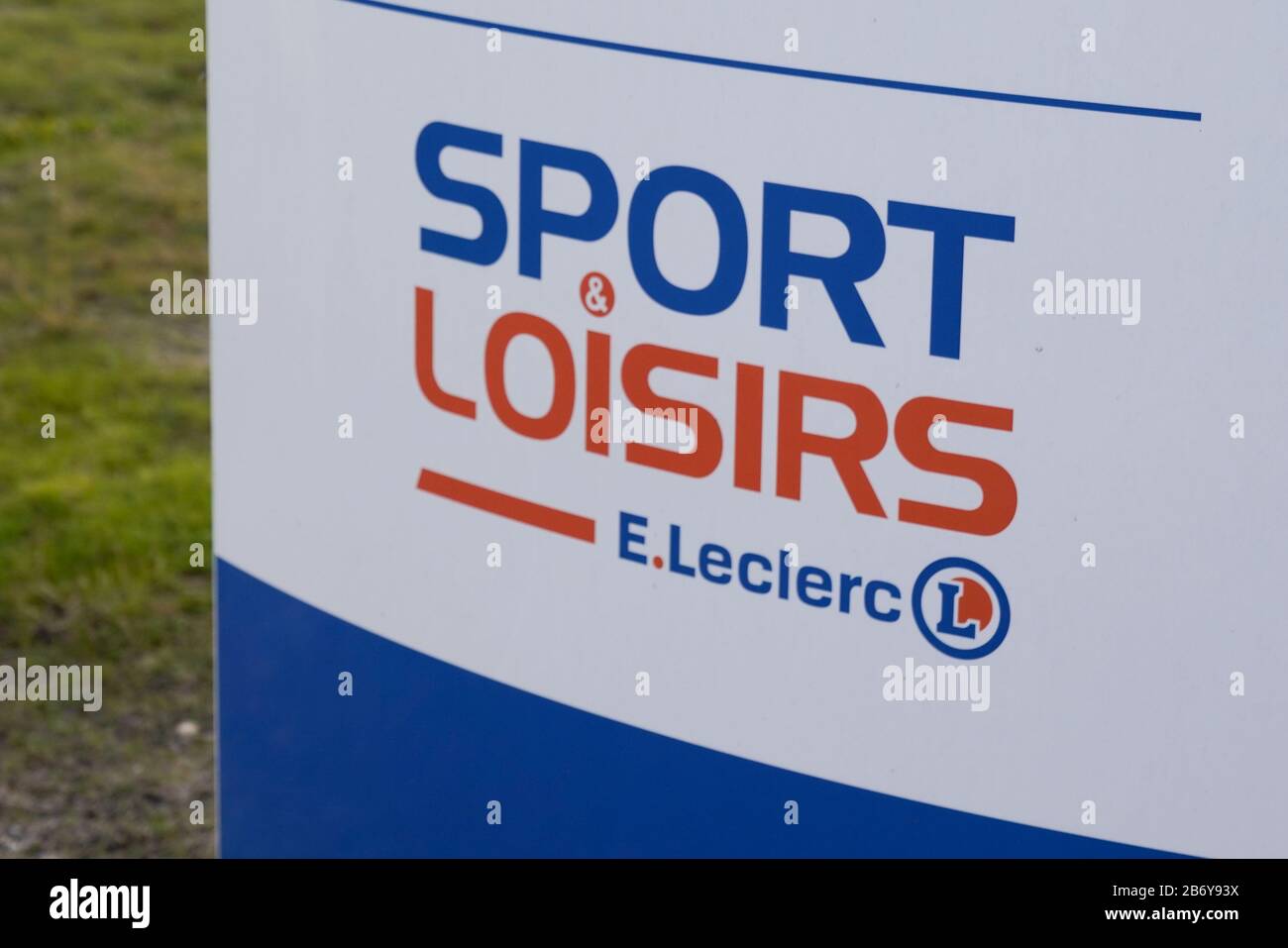 Bordeaux , Aquitaine / France - 02 21 2020 : sport et loisirs e.leclerc ...