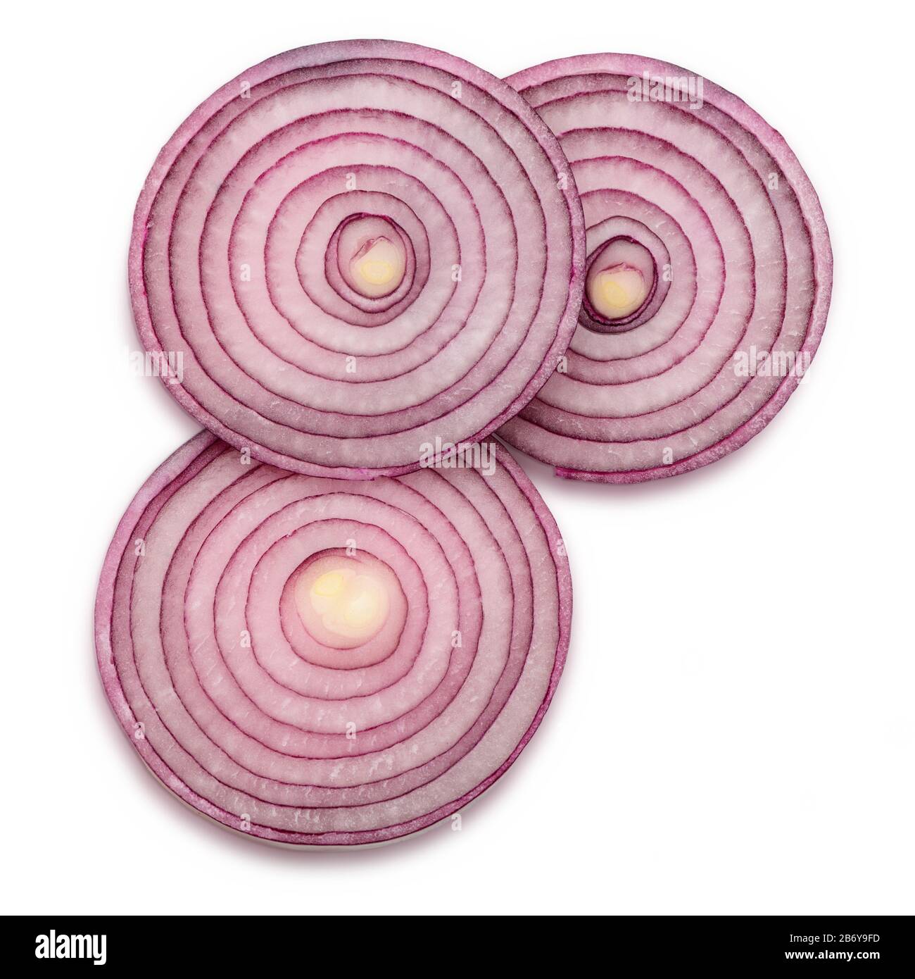 Top view on red onion circle slices Stock Photo - Alamy