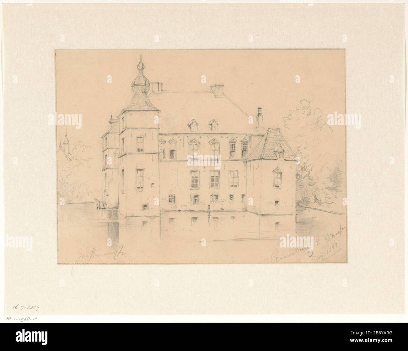 Kasteel Cannenburg te Vaassen, van opzij gezien Castle Cannenburg in ...