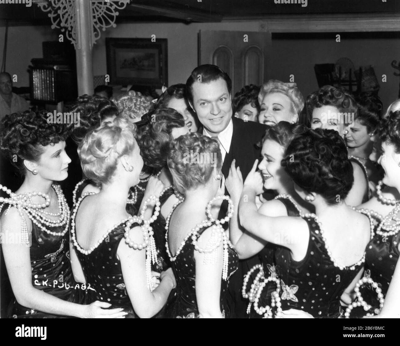 ORSON WELLES as Charles Foster Kane with showgirls during Inquirer ...