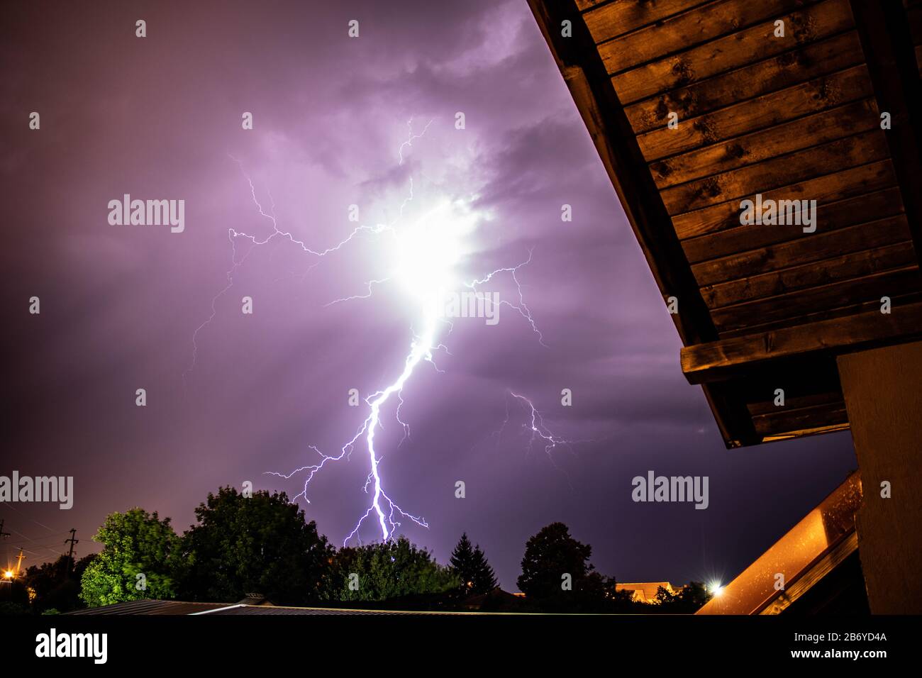 Lightning over a roof hi-res stock photography and images - Alamy