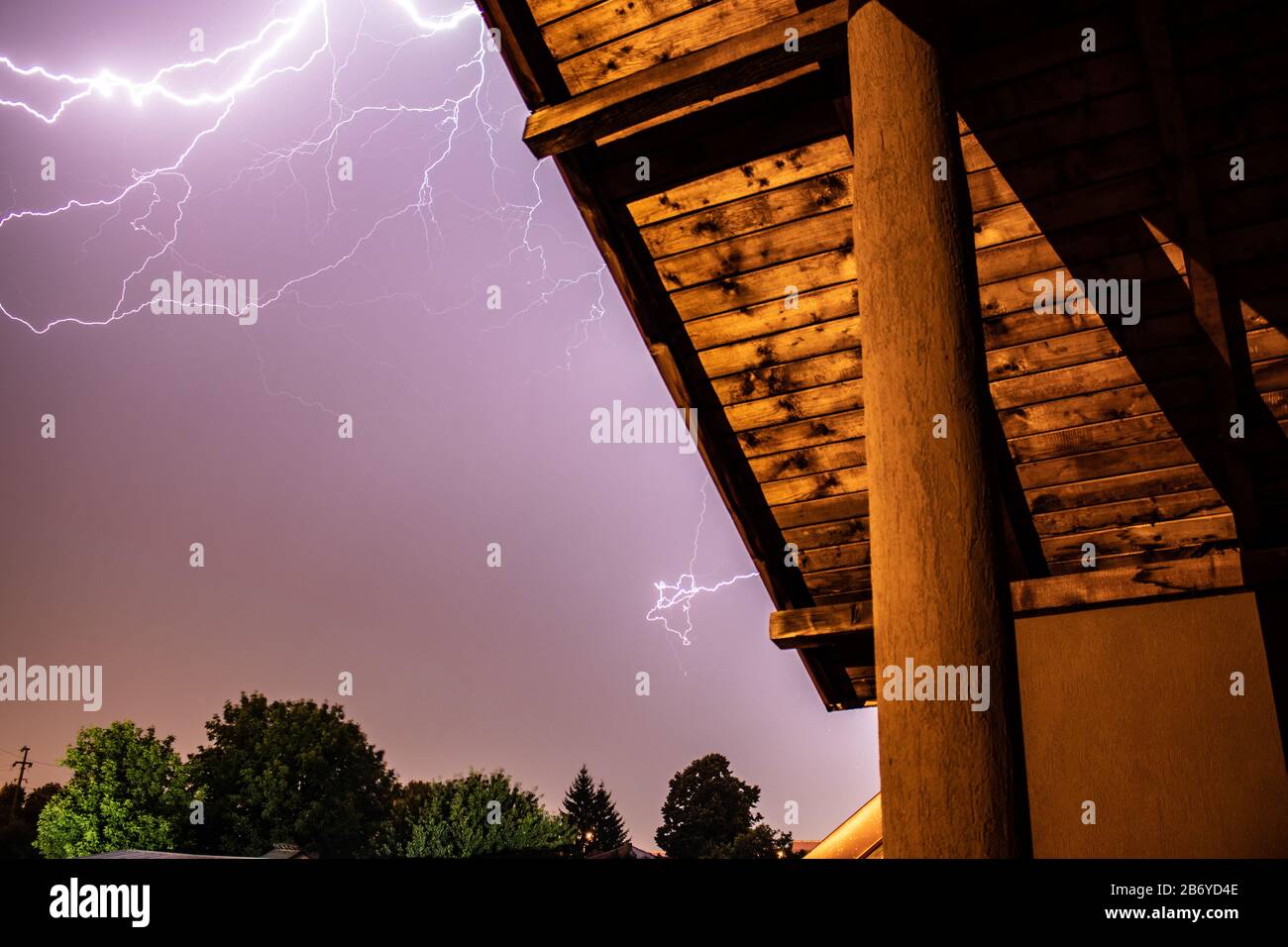 Lightning over a roof hi-res stock photography and images - Alamy