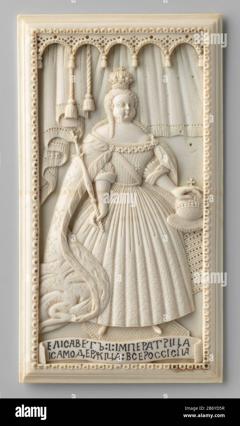 Keizerin Elisabeth I van Rusland (1709-1762) Zij staat in vol ornaat ...