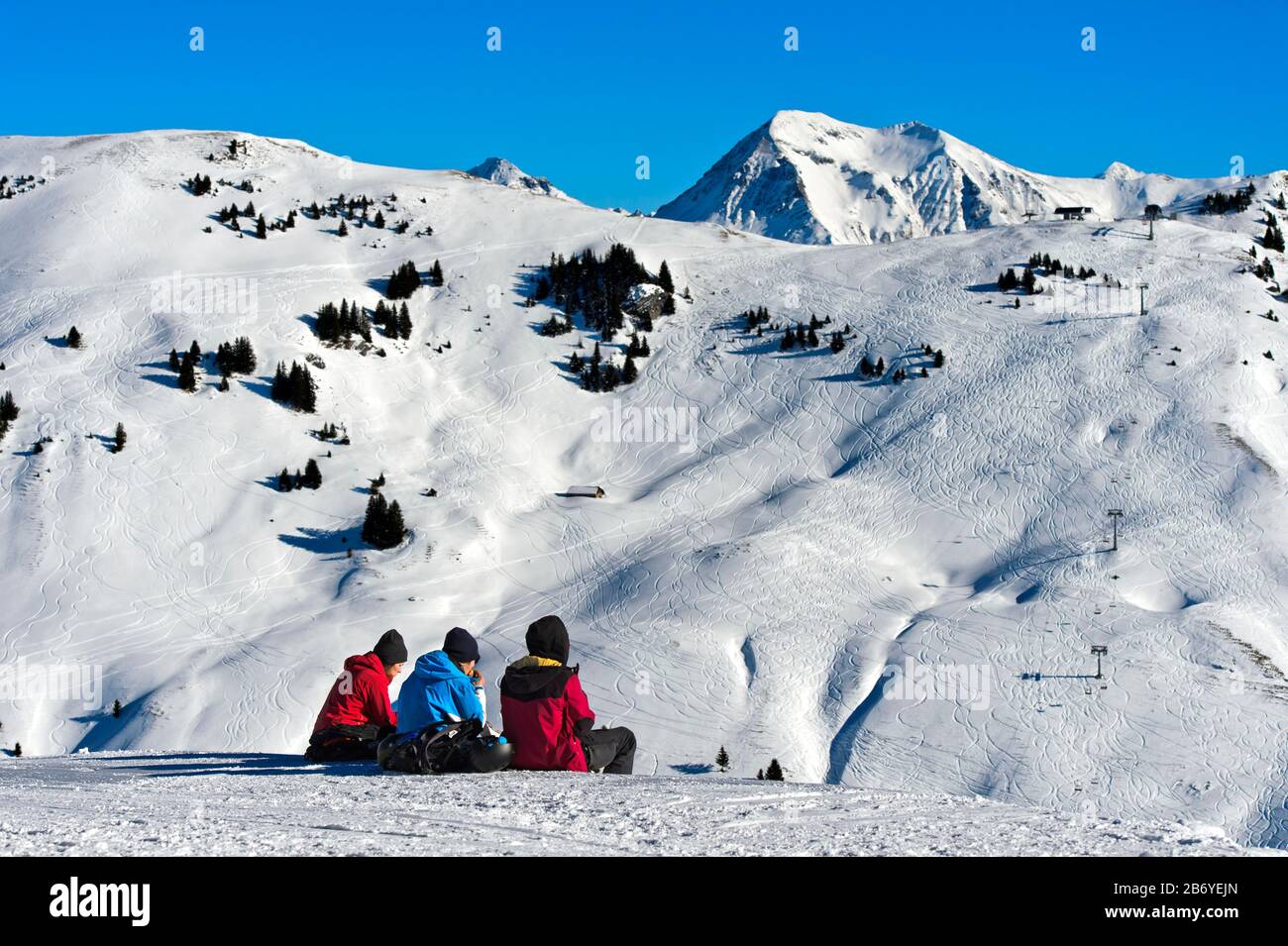 Canton of bern people winter sports hi-res stock photography and images ...