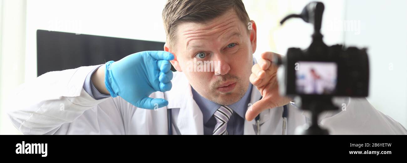 Sterile gown hi-res stock photography and images - Alamy