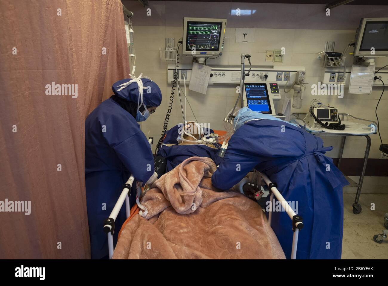 Iranian medical personnel hi-res stock photography and images - Alamy