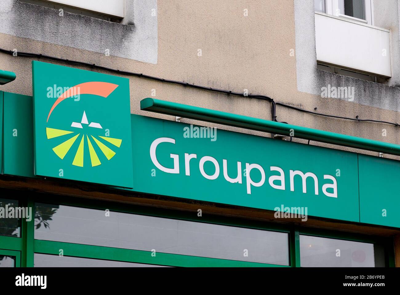 Groupama logo hi-res stock photography and images - Alamy
