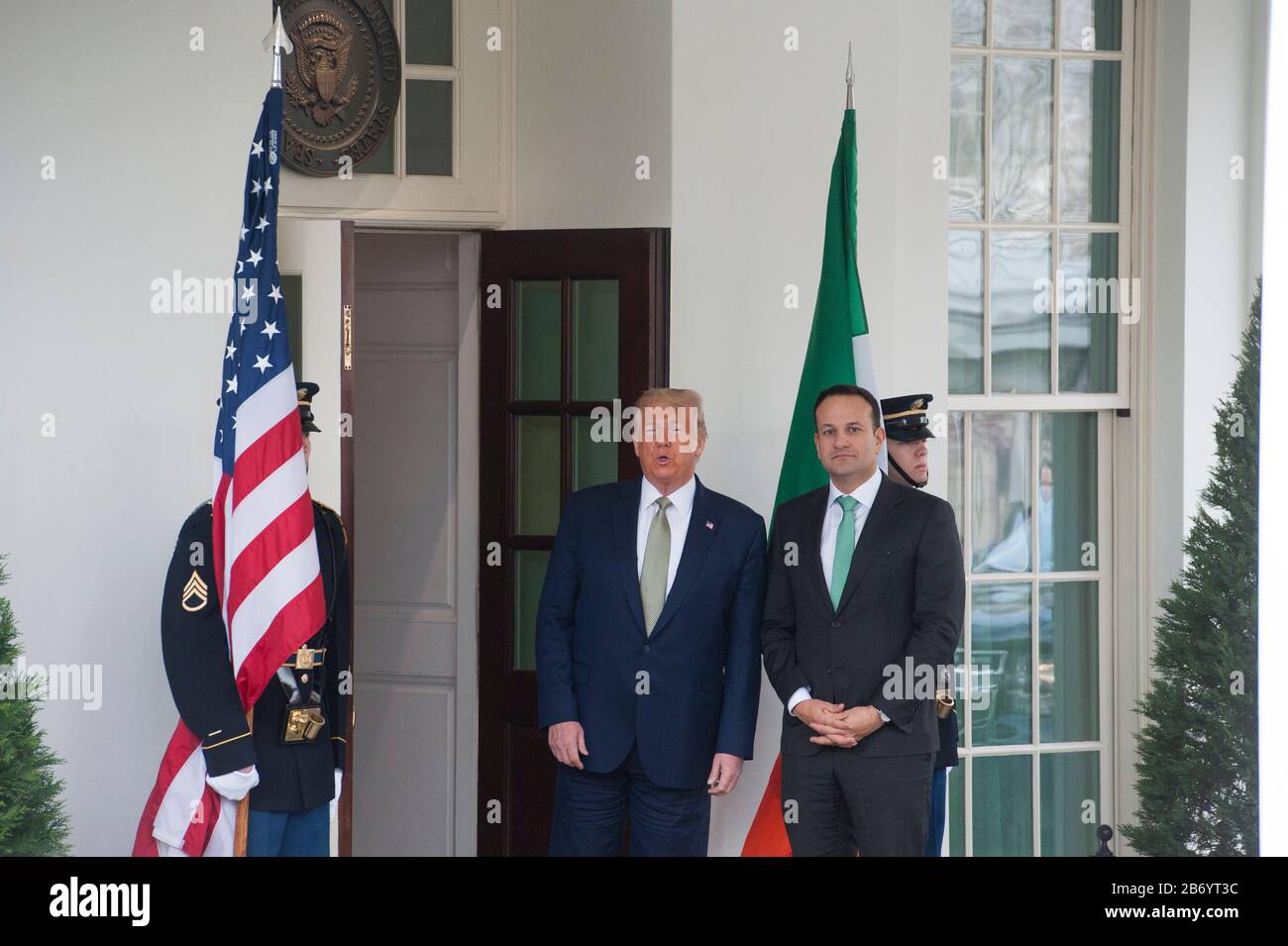West wing entrance white house hi-res stock photography and images - Alamy