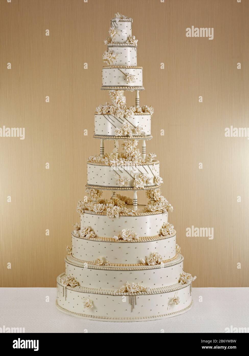 High level bakery hi-res stock photography and images - Alamy