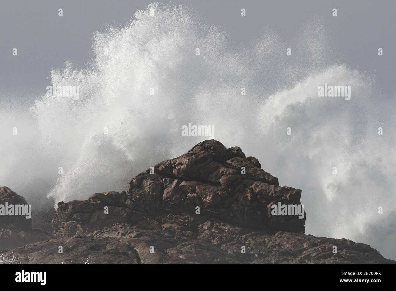 Big wave splash. Northern portuguese rocky coast Stock Photo - Alamy