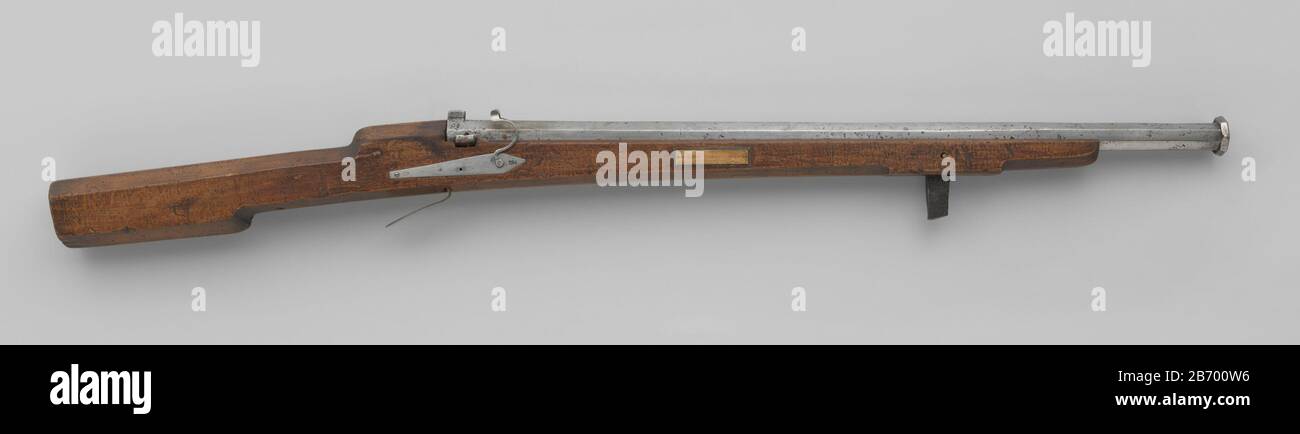 Klover Haakbus of klover met lontslot en achtkantige loop. Wapen van de ...