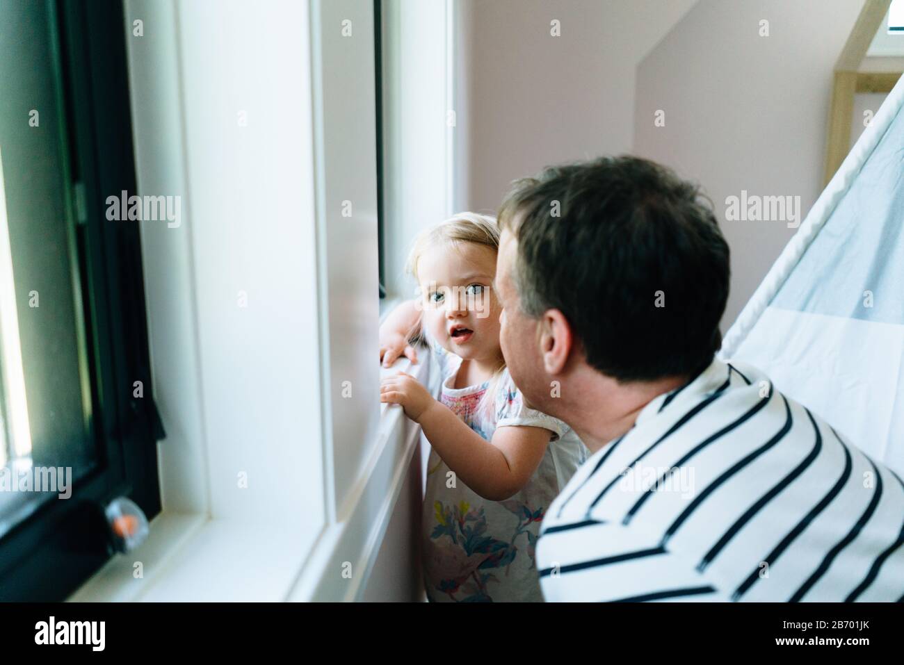 Father camera hi-res stock photography and images - Alamy