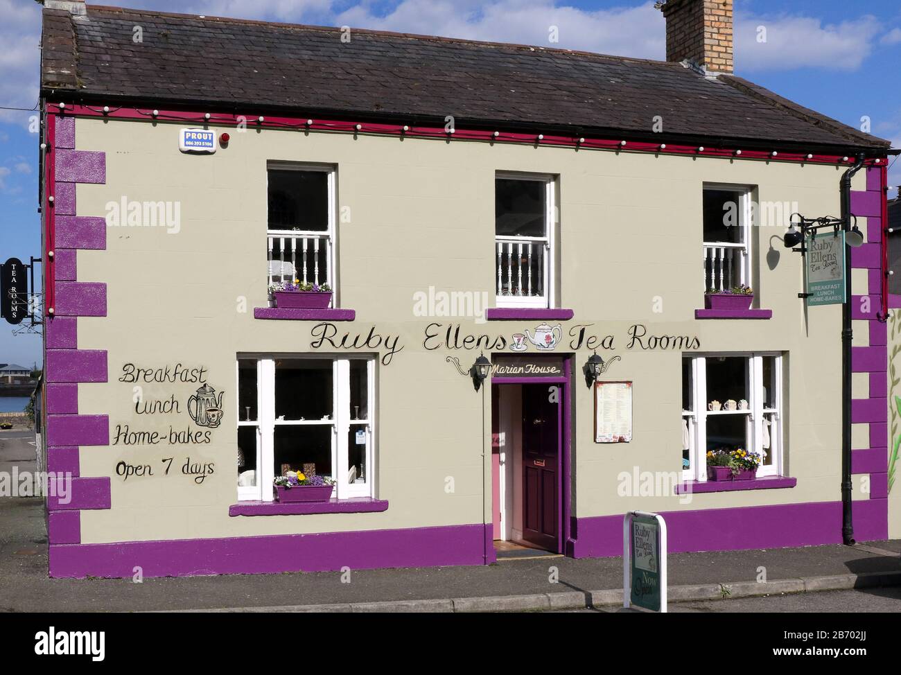 Ruby ellens tea rooms hi-res stock photography and images - Alamy