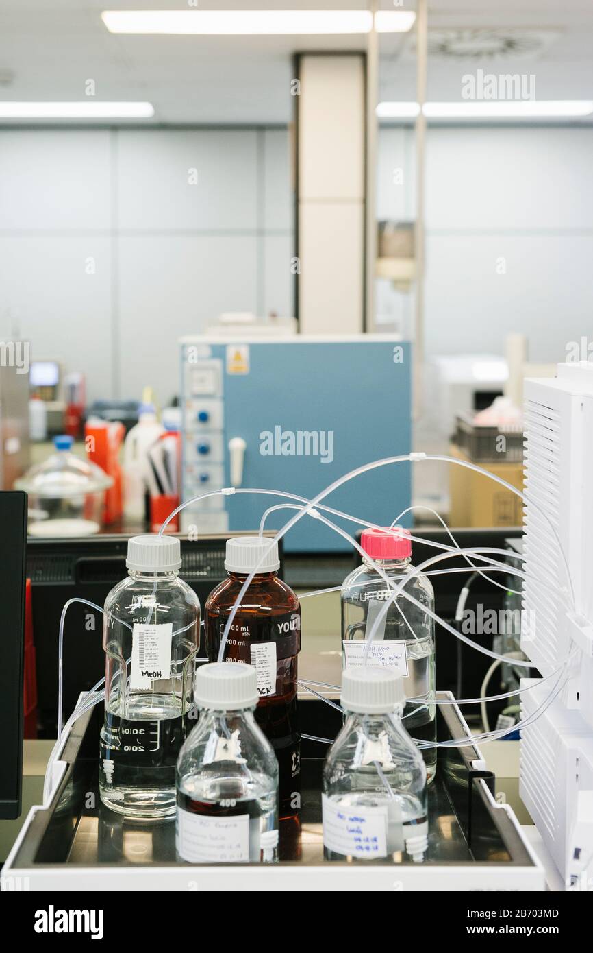 Making research with chemicals in a laboratory Stock Photo - Alamy