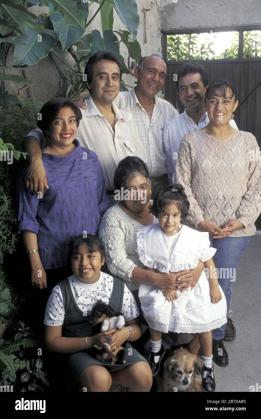San Miguel de Allende, Mexico, 1996: Three generations of Mexican ...