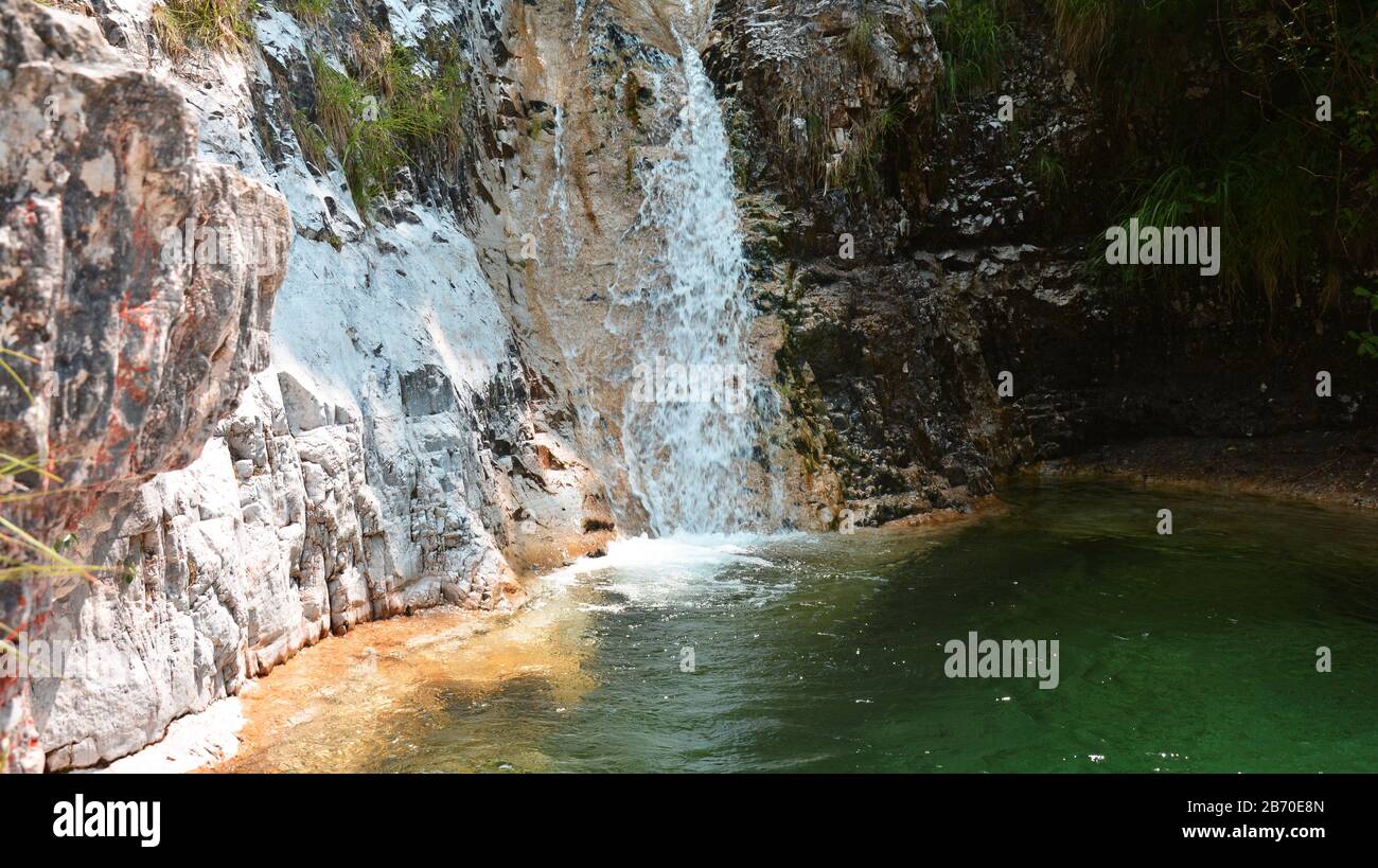 lake of clear and pure water on the mountains Stock Photo - Alamy