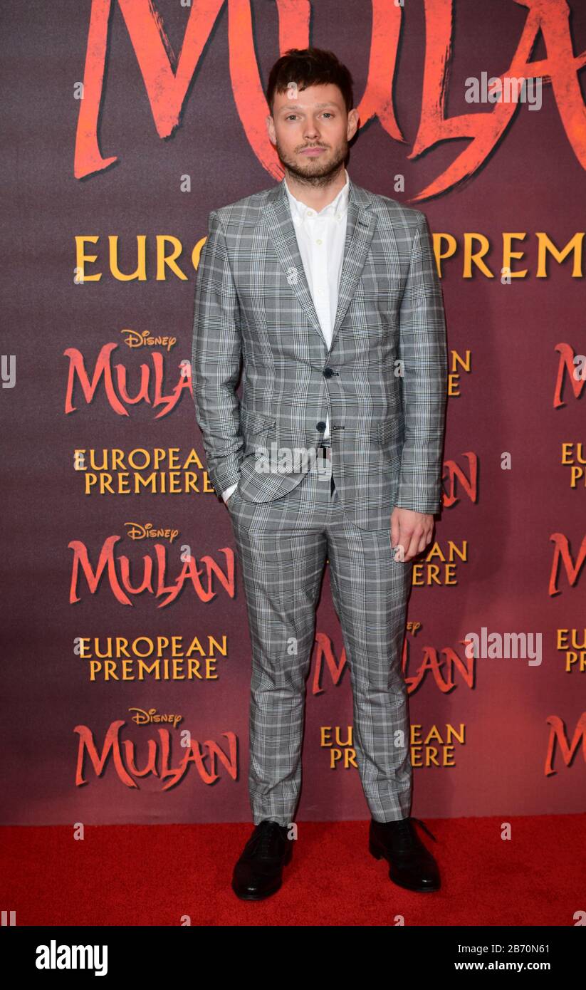 Will manning attending european premiere disneys mulan hi-res stock ...