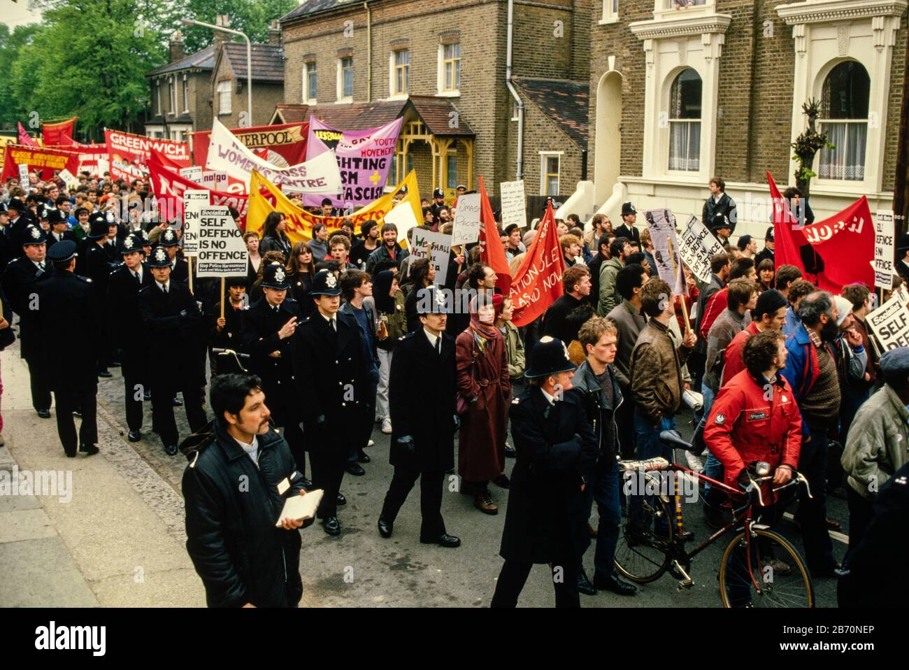 London high street 1985 hi-res stock photography and images - Alamy