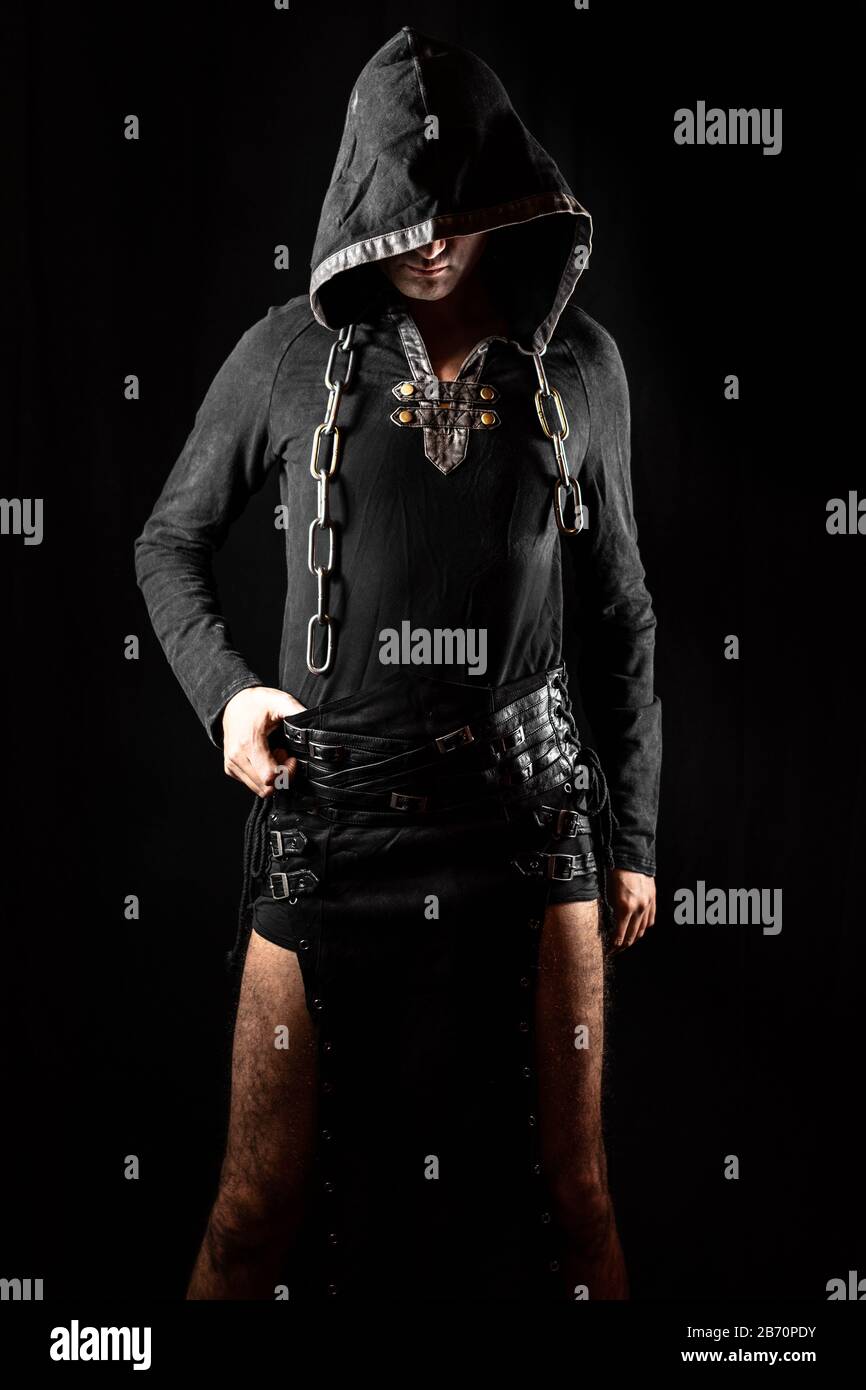 Man chain neck hi-res stock photography and images - Alamy