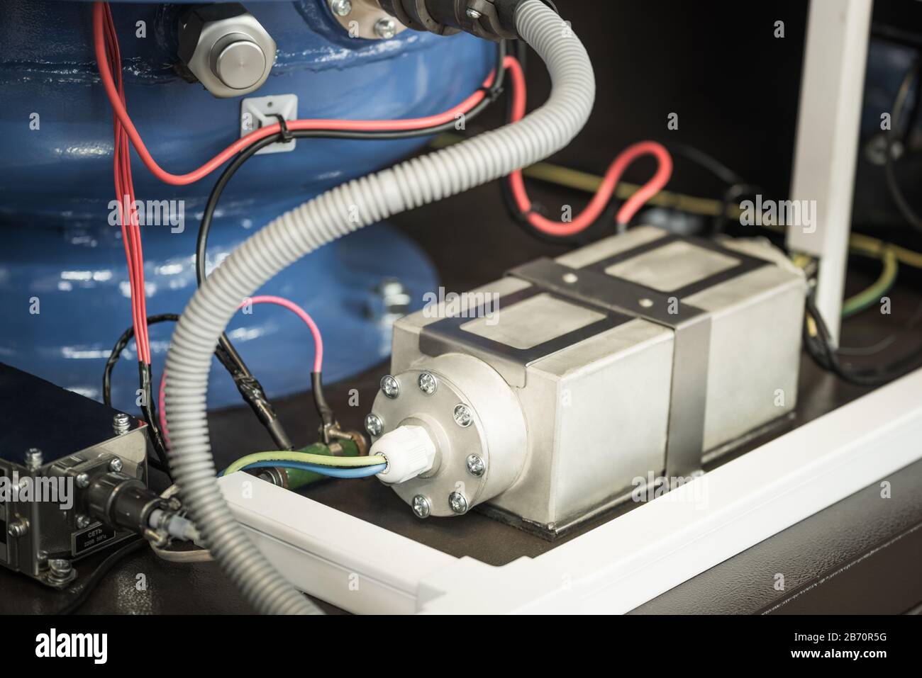 Aluminum resistor block with connection to voltmeter on foundation ...