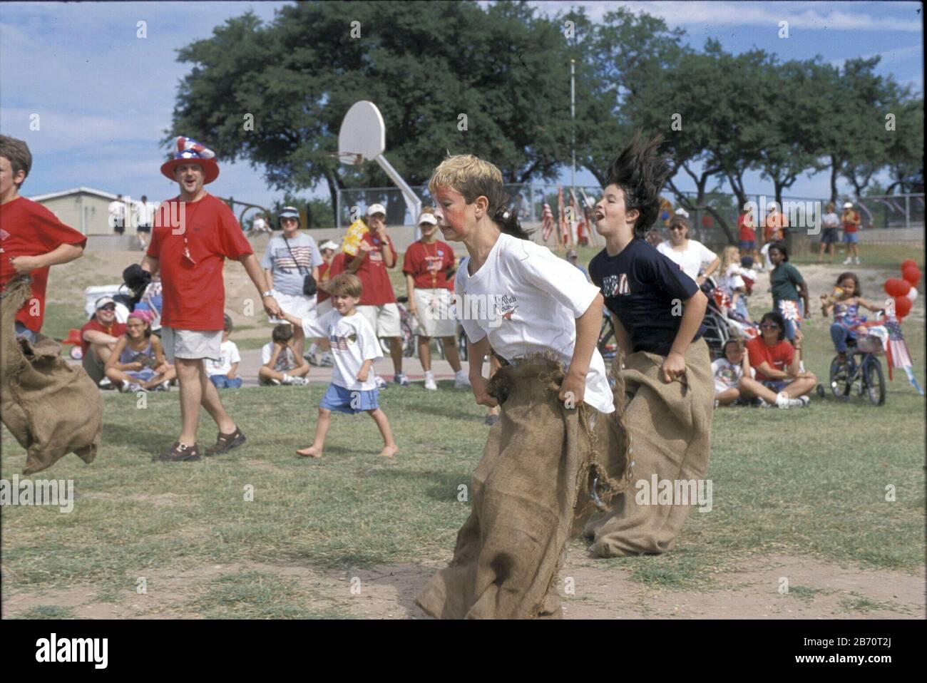 Hopping bob hi-res stock photography and images - Alamy