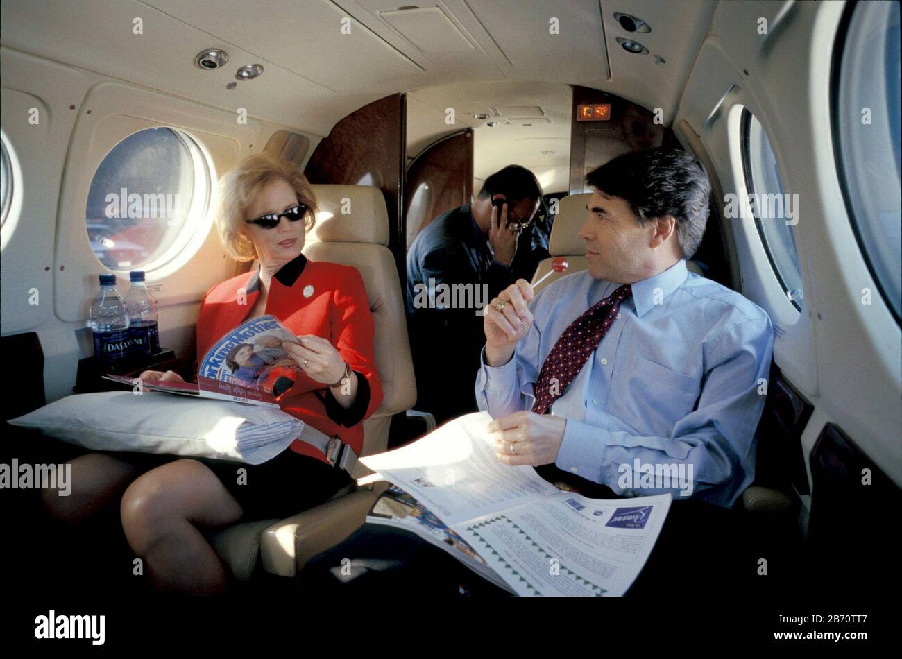 Lady on plane hi-res stock photography and images - Alamy