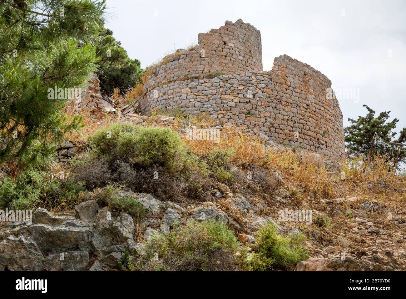 Historic stone built buildings hi-res stock photography and images - Alamy
