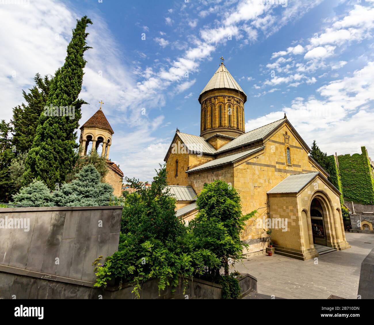 Georgian orthodox churches hi-res stock photography and images - Alamy