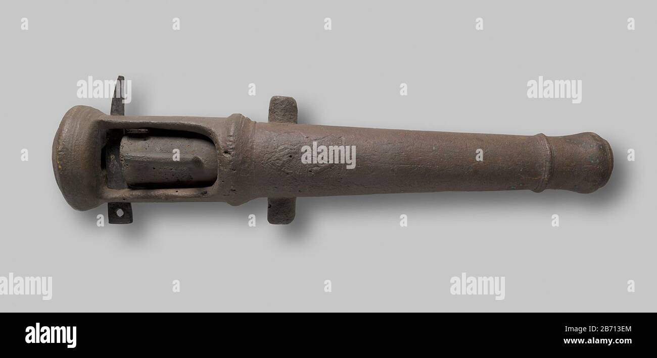 Breech loading gun hi-res stock photography and images - Alamy