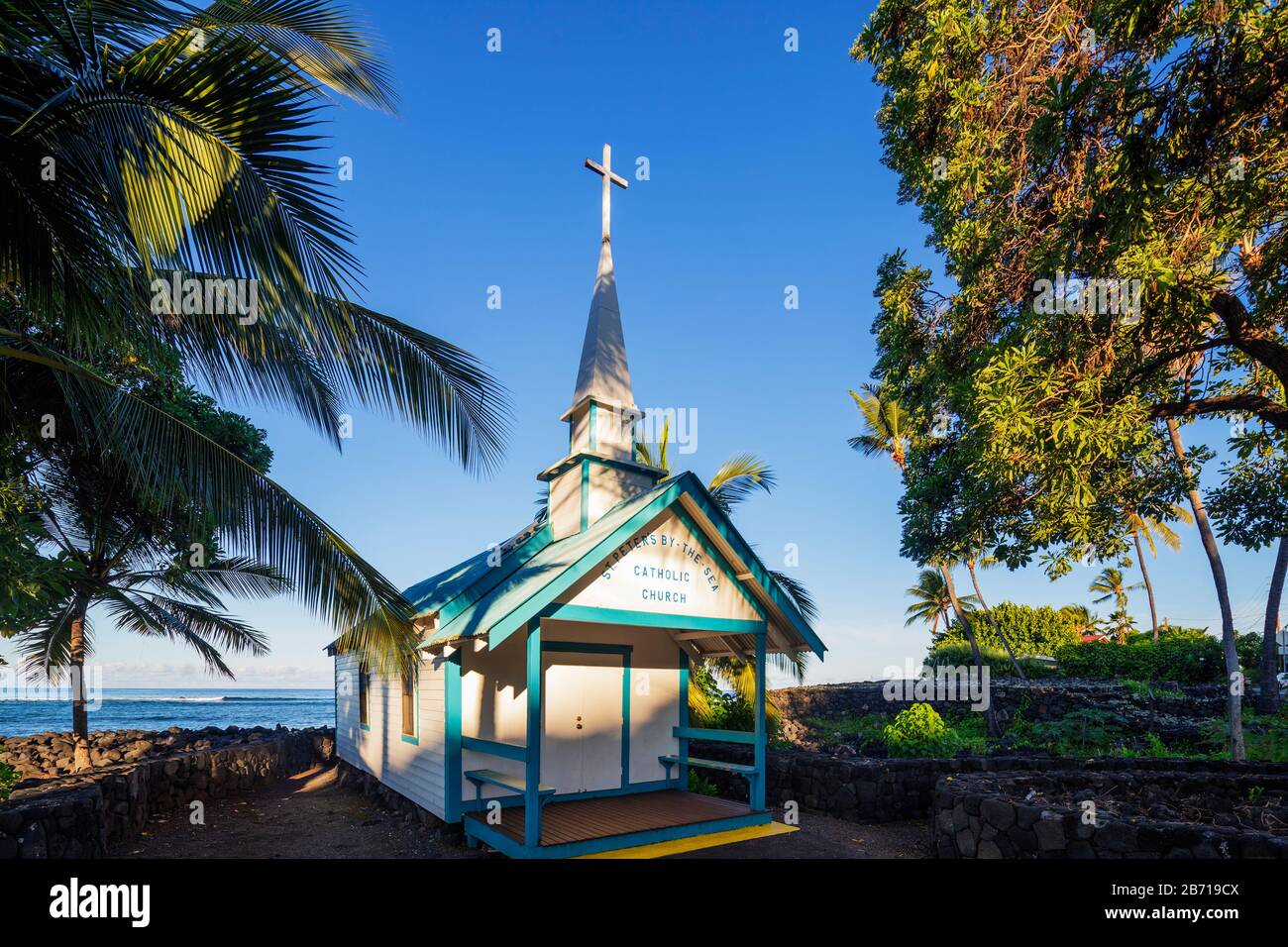 USA, Hawaii, Big Island, Kona, St Peter's by the sea Catholic church ...