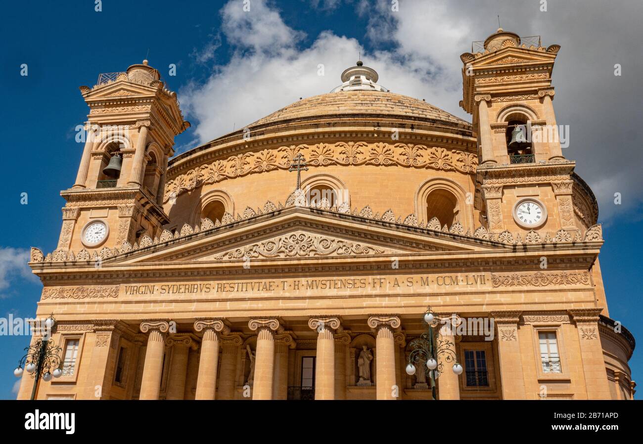Mosta dome rotunda santa marija hi-res stock photography and images - Alamy