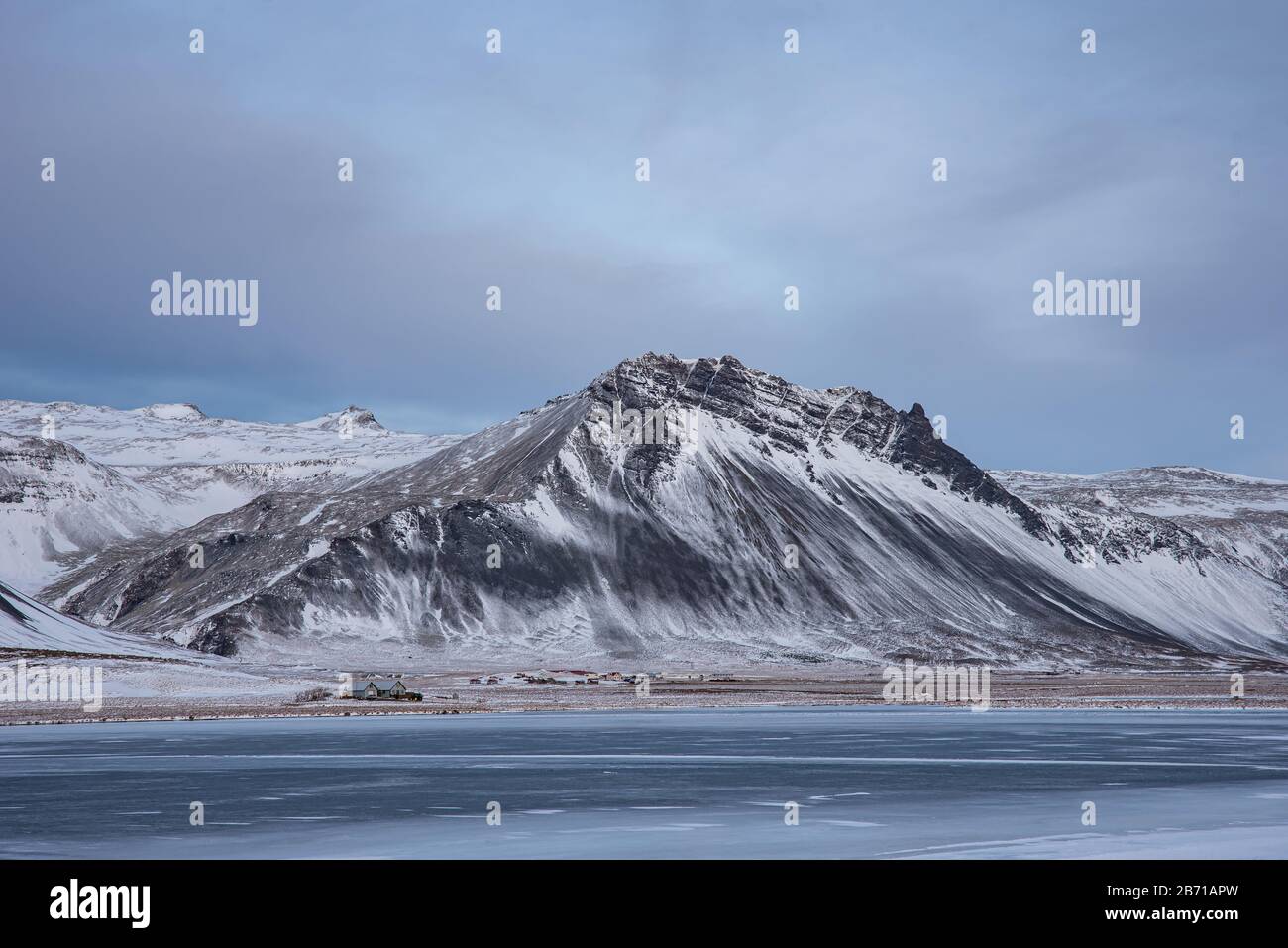 Weather and sesons hi-res stock photography and images - Alamy
